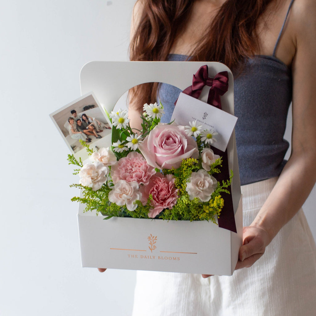 Blush Garden Bloom Box – The Daily Blooms